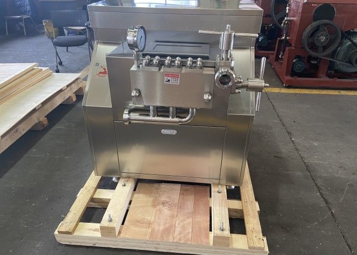 High Pressure Homogenizer 1000kg CIP For Lubricating Oil L-HM100 OR Mobil SHC627 ISOVG100
